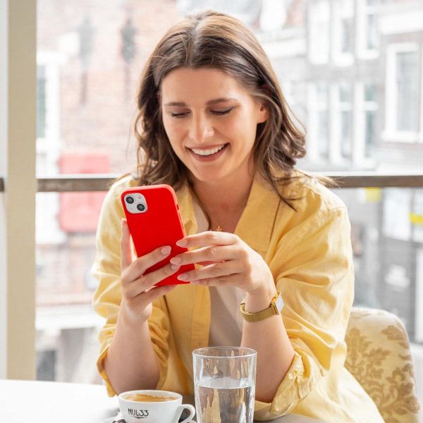 Accezz Liquid Silicone Backcover voor de Samsung Galaxy Z Fold 5 - Rood ...