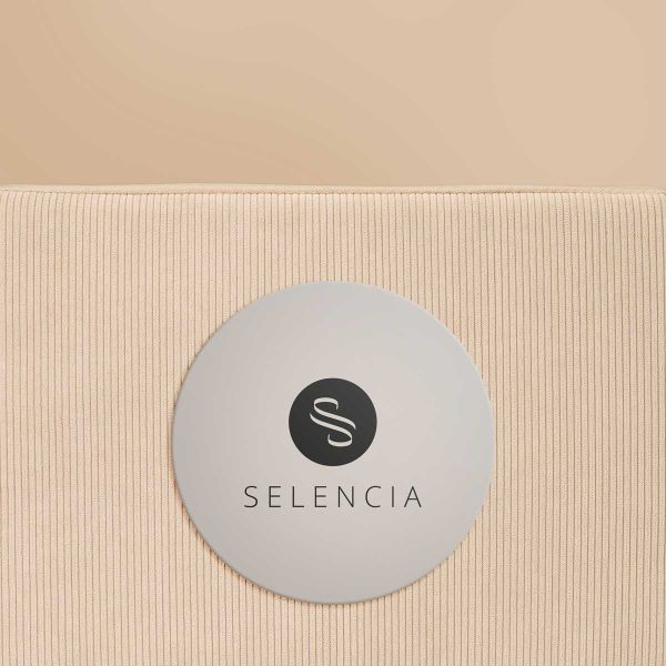 Selencia Corduroy Laptop hoes 15-16 inch - Laptopsleeve - Beige ...
