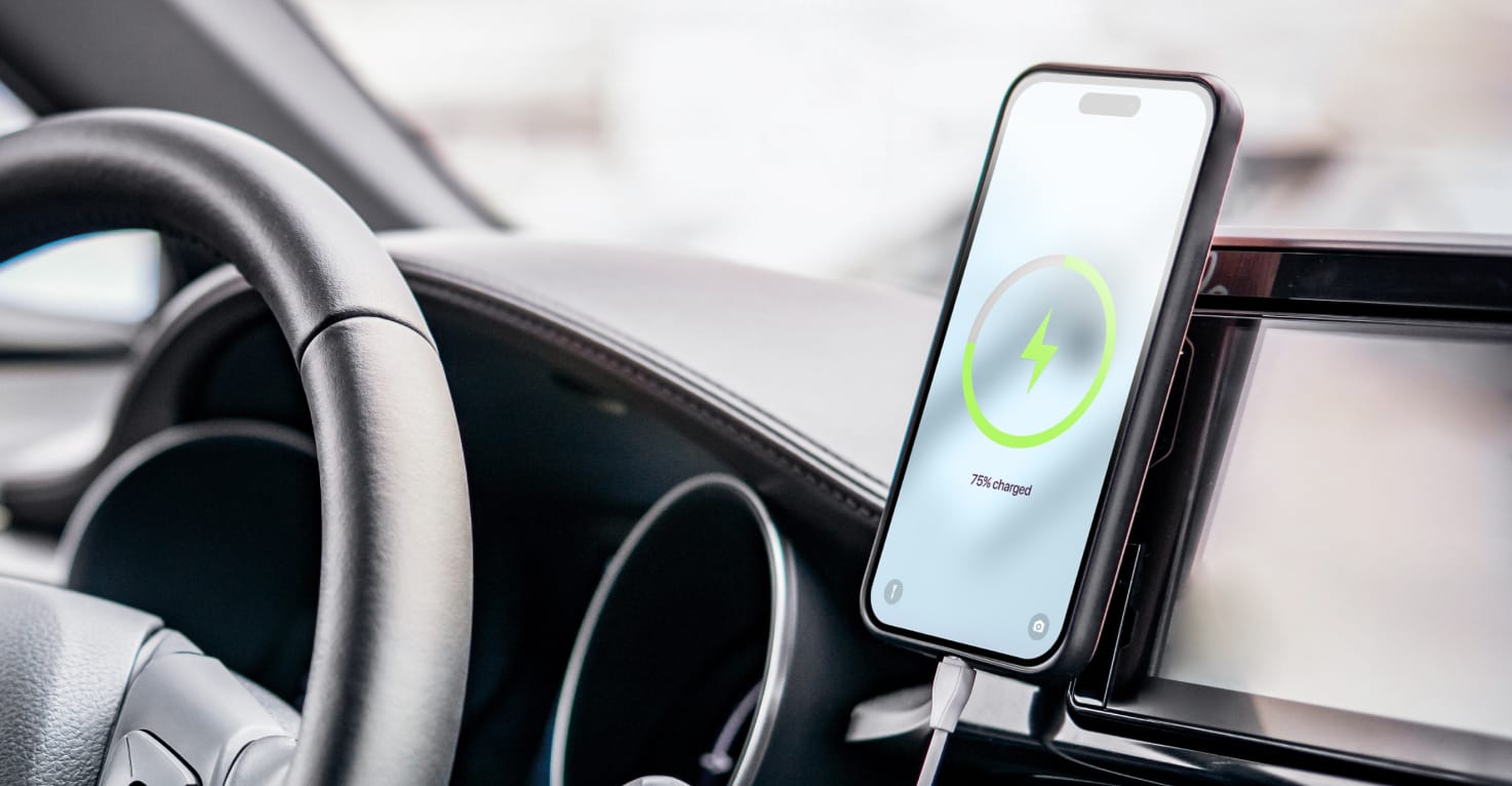 Je telefoon opladen in een houder, zo werkt het